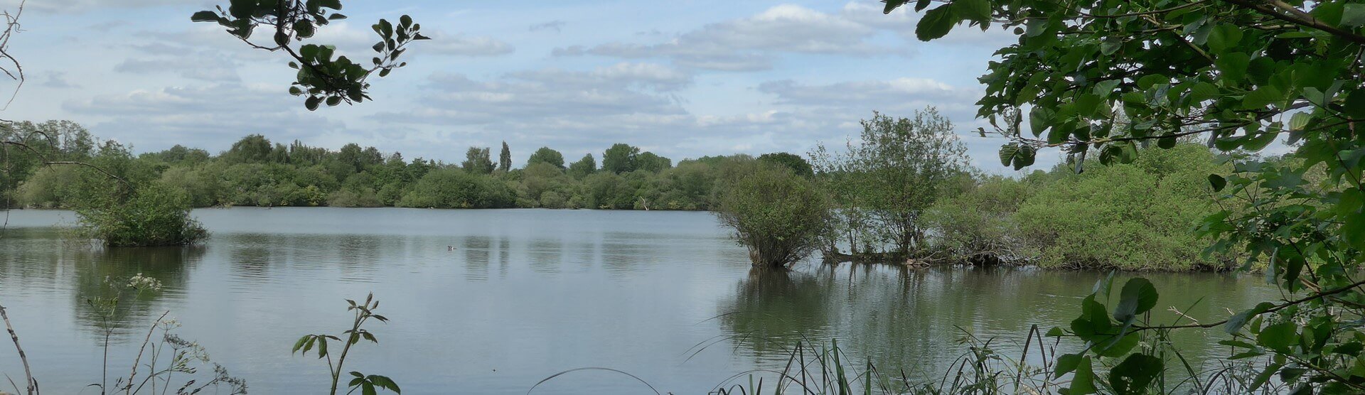 Rickmansworth Waterways stile-free walk | Chilterns National Landscape